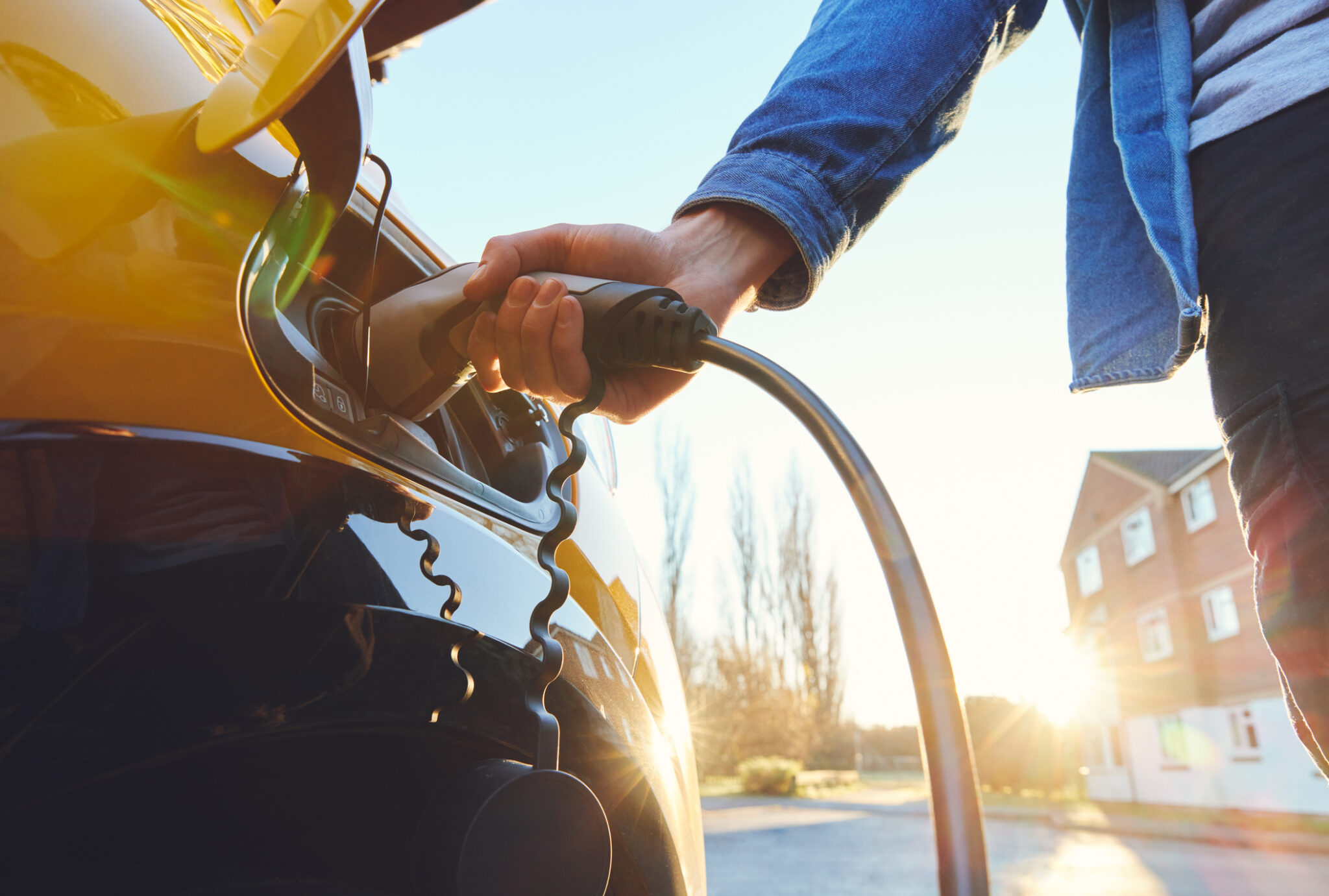 Six Strategies to Combat Anxiety Over Electric Vehicle Range - Sonner ...