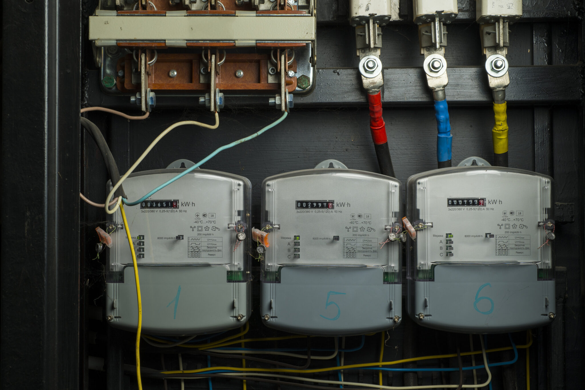 Single-Phase vs. Three-Phase Power: How Choosing the Right Electrical ...